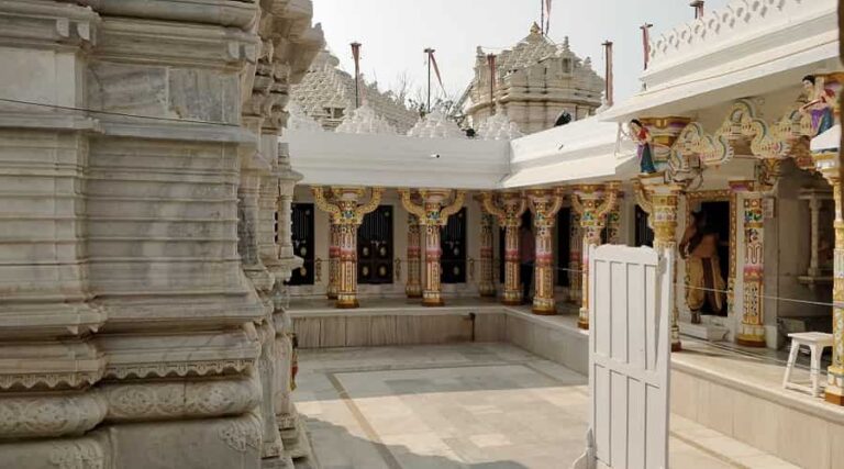 27 Most Amazing Hindu Temples in Gujarat - List of Temples