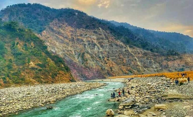 16 Dreamy Hill Stations in Uttarakhand 2023