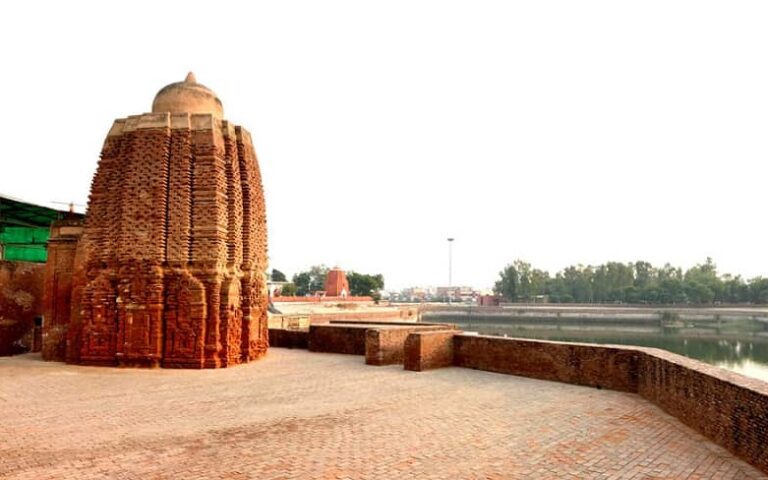 Surajkund Lake, Faridabad - History, Attractions, Accommodation