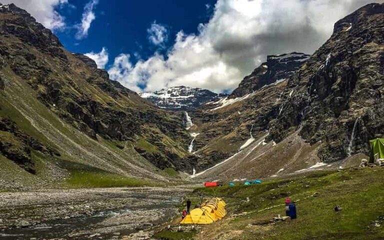 Top 15 Hiking and Trekking Destinations in India