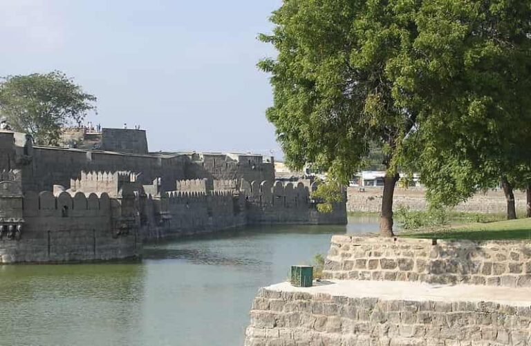 10 Most Famous Historical Forts in Tamil Nadu
