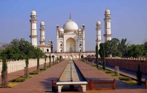 Popular Historical Monuments in Maharashtra