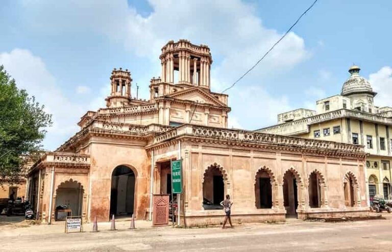 28 Most Famous Monuments in Uttar Pradesh
